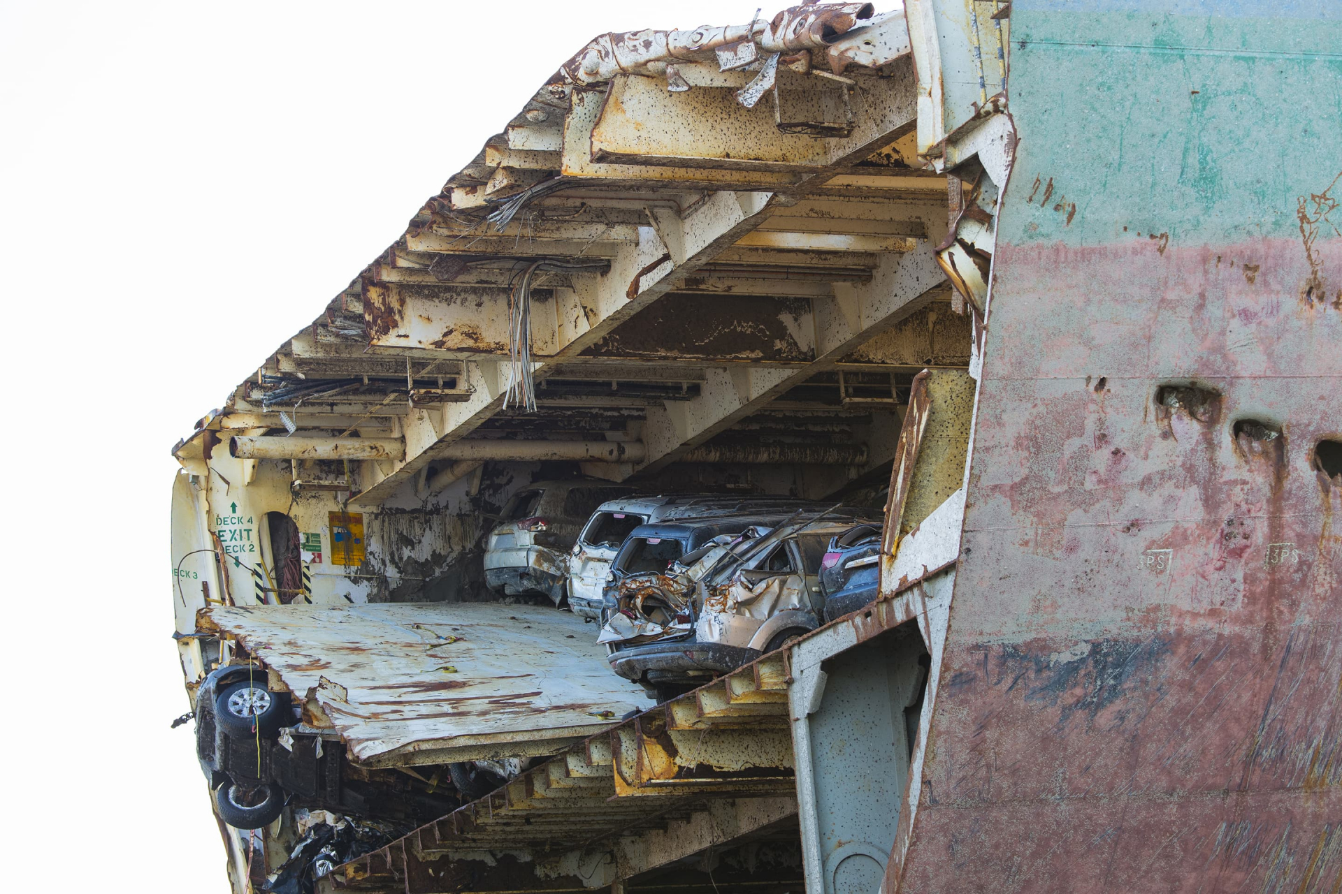 Boskalis Horizons: Baltic Ace Wreck Removal — Car Carrier Safely ...