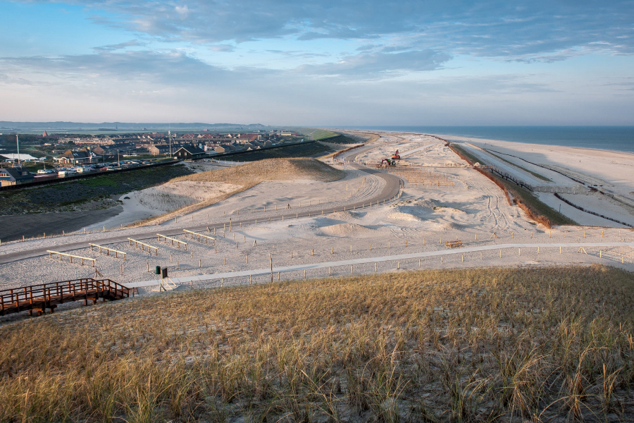 Boskalis Horizons: Boosting Dutch Flood Defenses — the Dutch Know They ...