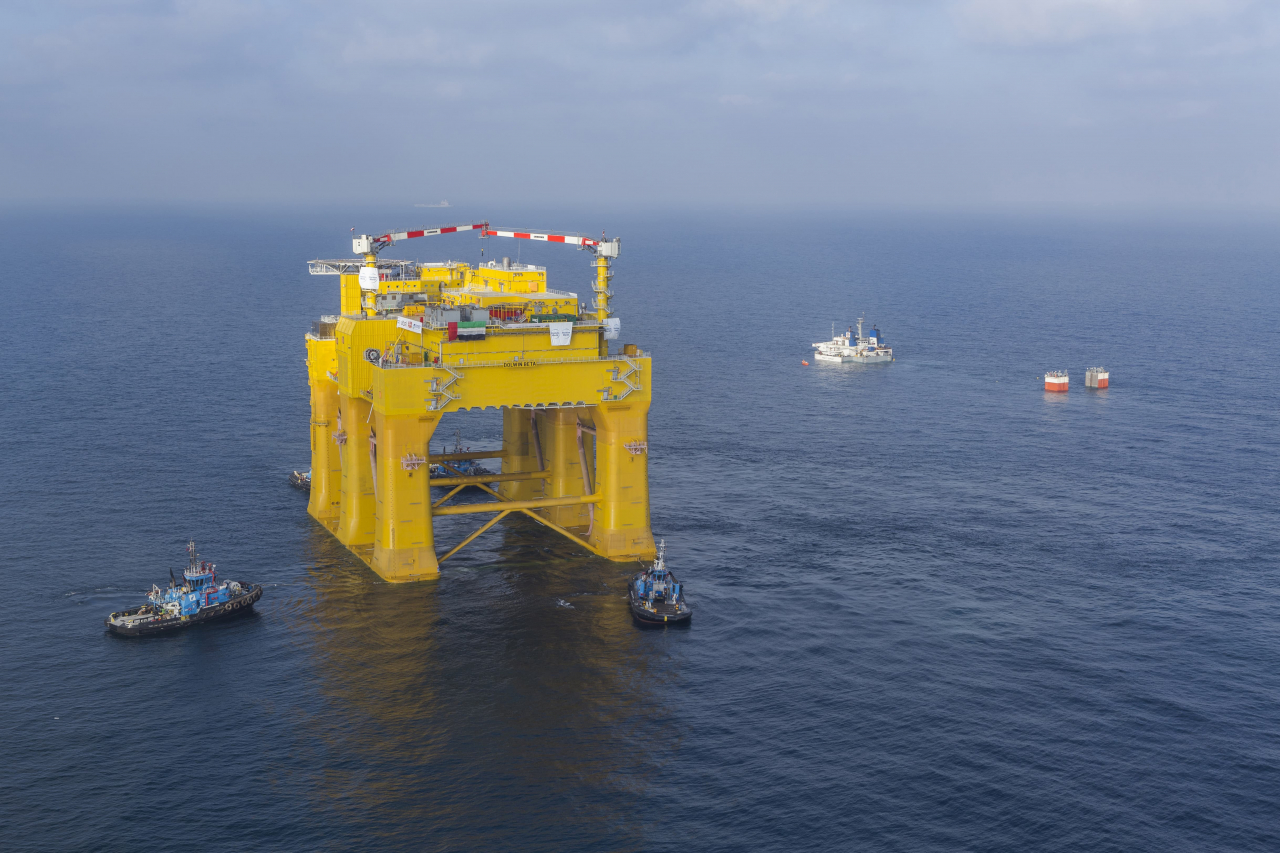 Boskalis Horizons: Gigantic DolWin2 Installed — Seamless Coordination ...