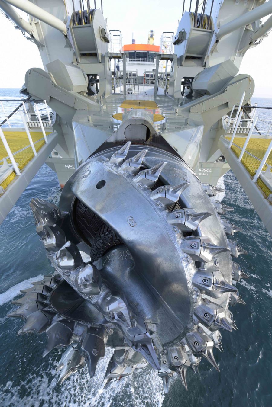 Boskalis Horizons: Dredging Powerhouse Helios