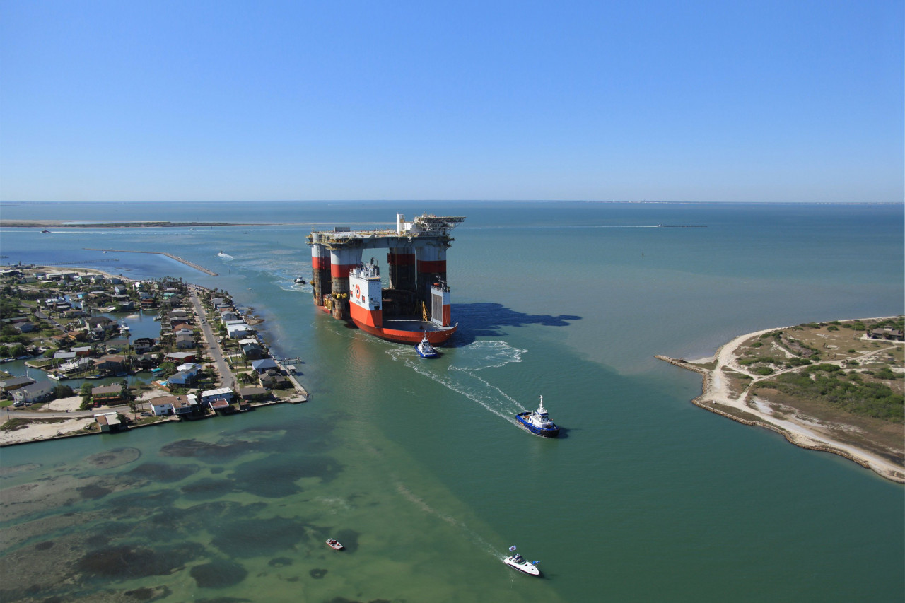 Boskalis Horizons: Unparalleled Possibilities — Dockwise’s New Semi ...